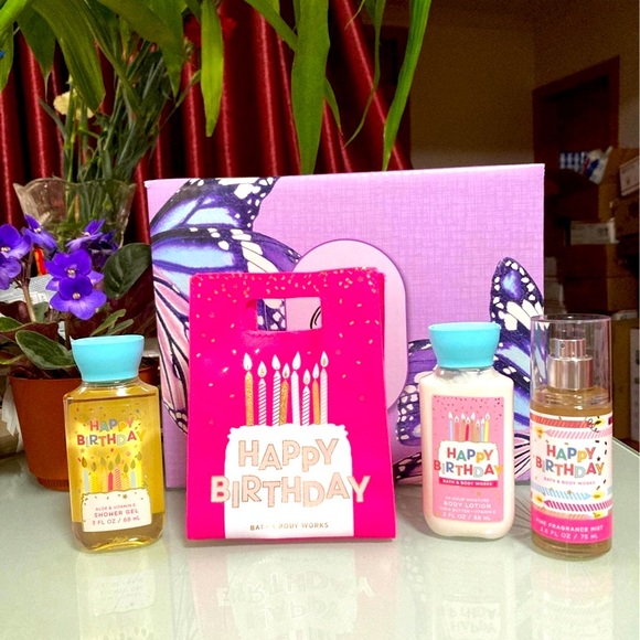 Bath & Body Works | Bath & Body | Bbw Happy Birthday Travel Size Gift ...